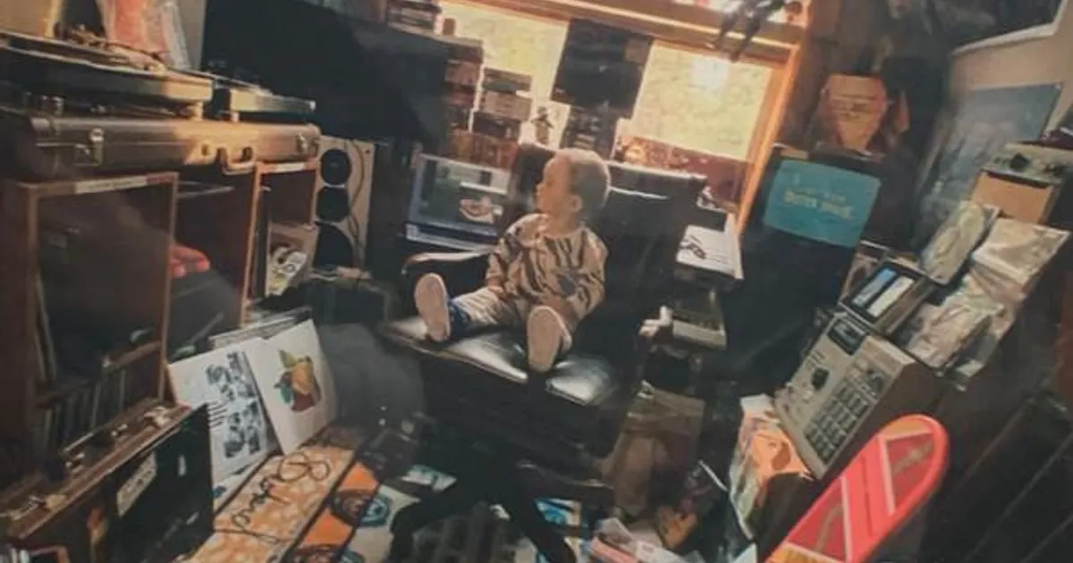 Logic VINYL DAYS (X) (2LP) Vinyl Record