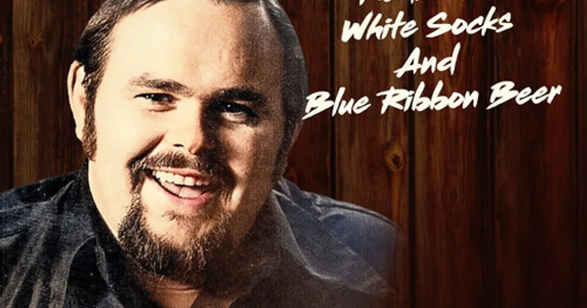 Johnny Russell REDNECKS, WHITE SOCKS & BLUE RIBBON BEER CD