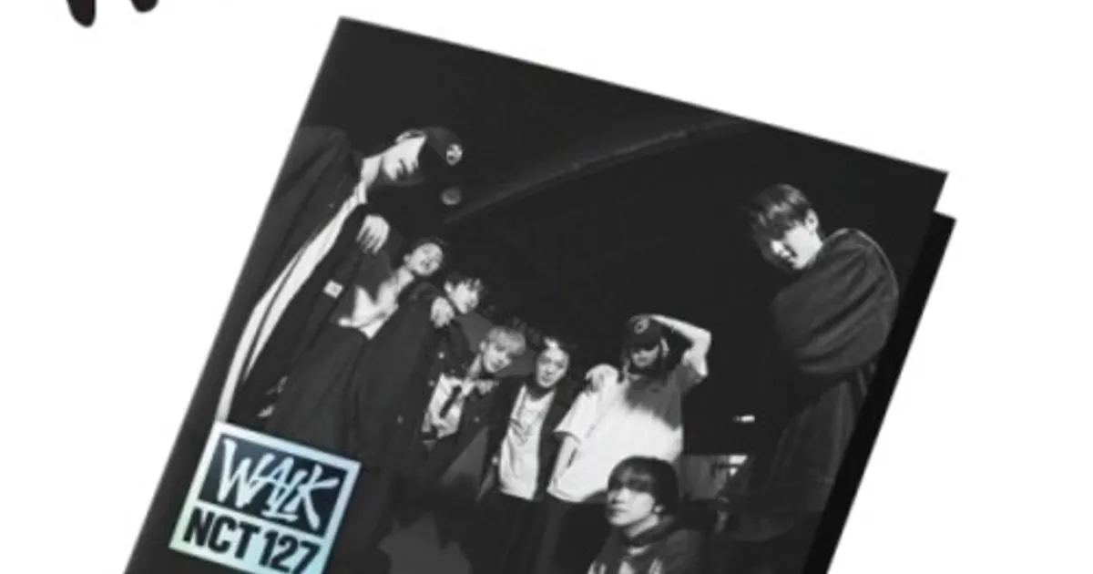 NCT 127 WALK - POSTER VERSION CD