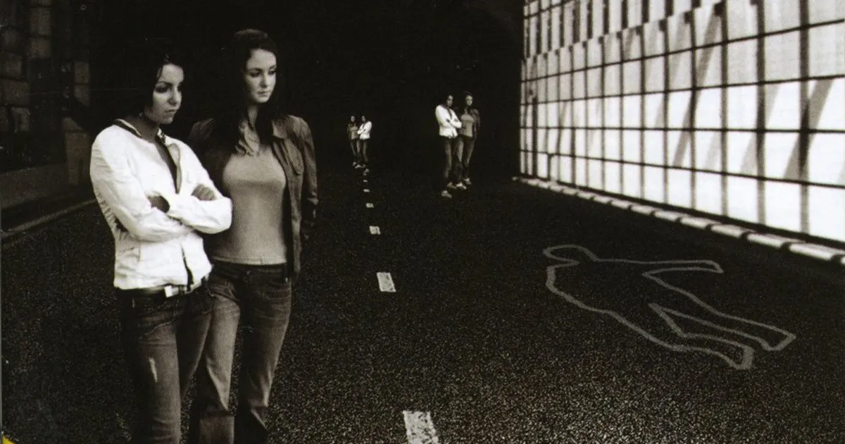 t.A.T.u. DANGEROUS & MOVING CD