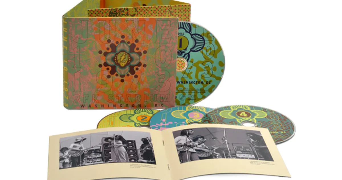 Grateful Dead RFK Stadium, Washington, DC 6/10/73 (Live)